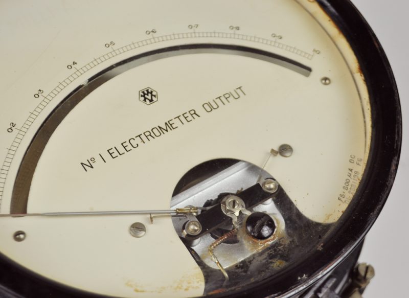 Elektrometer - No.1 Electrometer Output - altes Messgerät - Vintage ...
